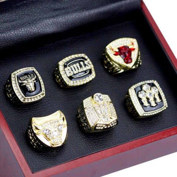 NBA | Accessories | Chicago Bulls Championship Ring Set Fast Shipped ...